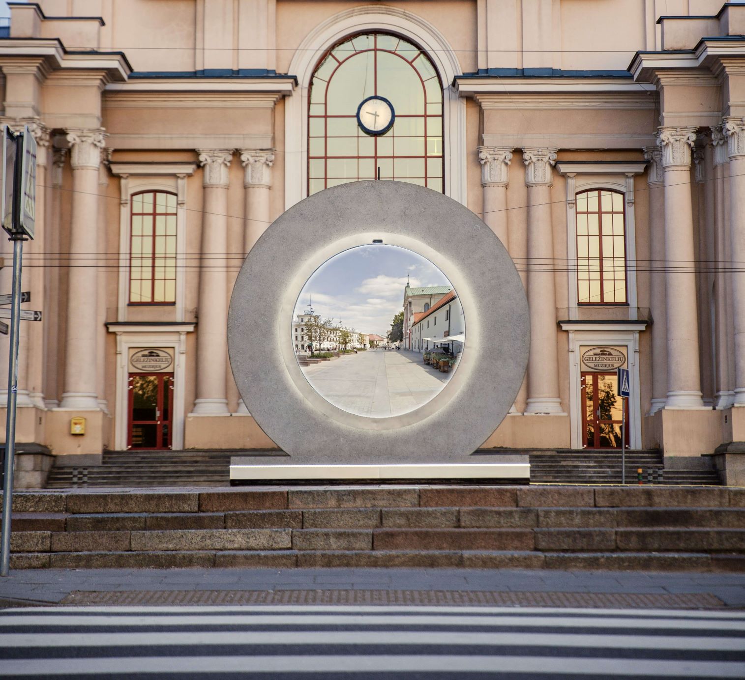 Video Window – the worlds first always-on video conferencing portal ...